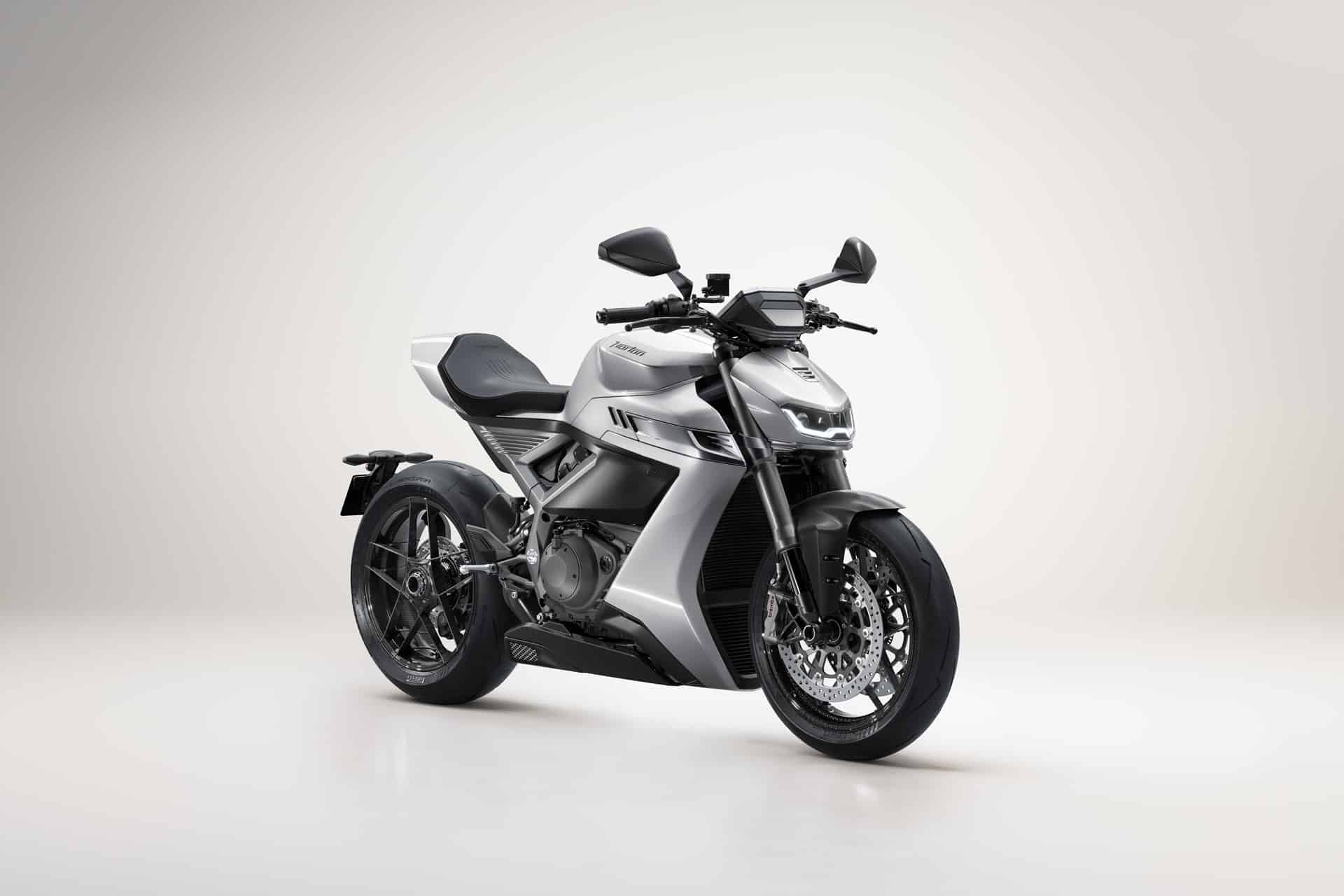 诺顿带着 206 HP Manx R V4 及其踪迹 Atlas 回归 - EVgoHK